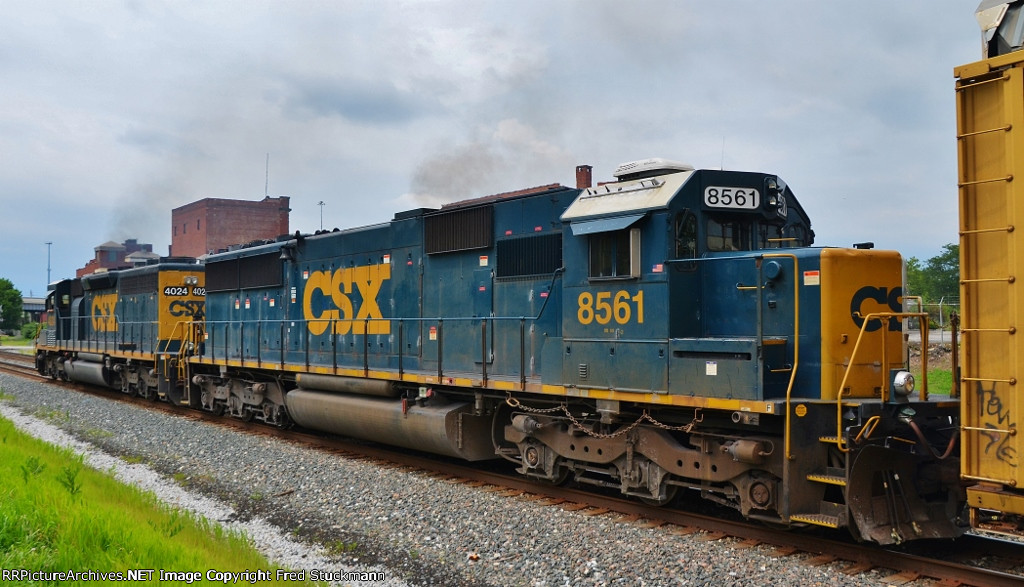 CSX 8561